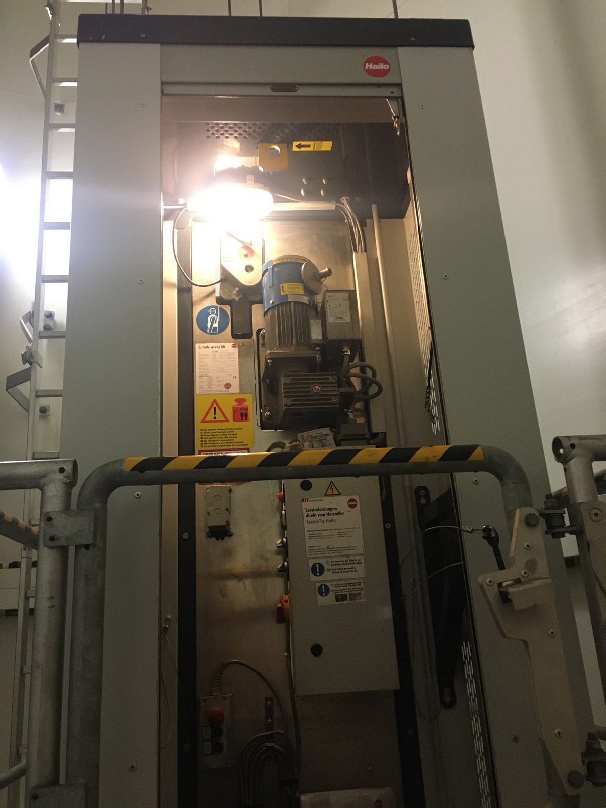 Service Lift Windfarms and BMU Inspection - Logic Cranes